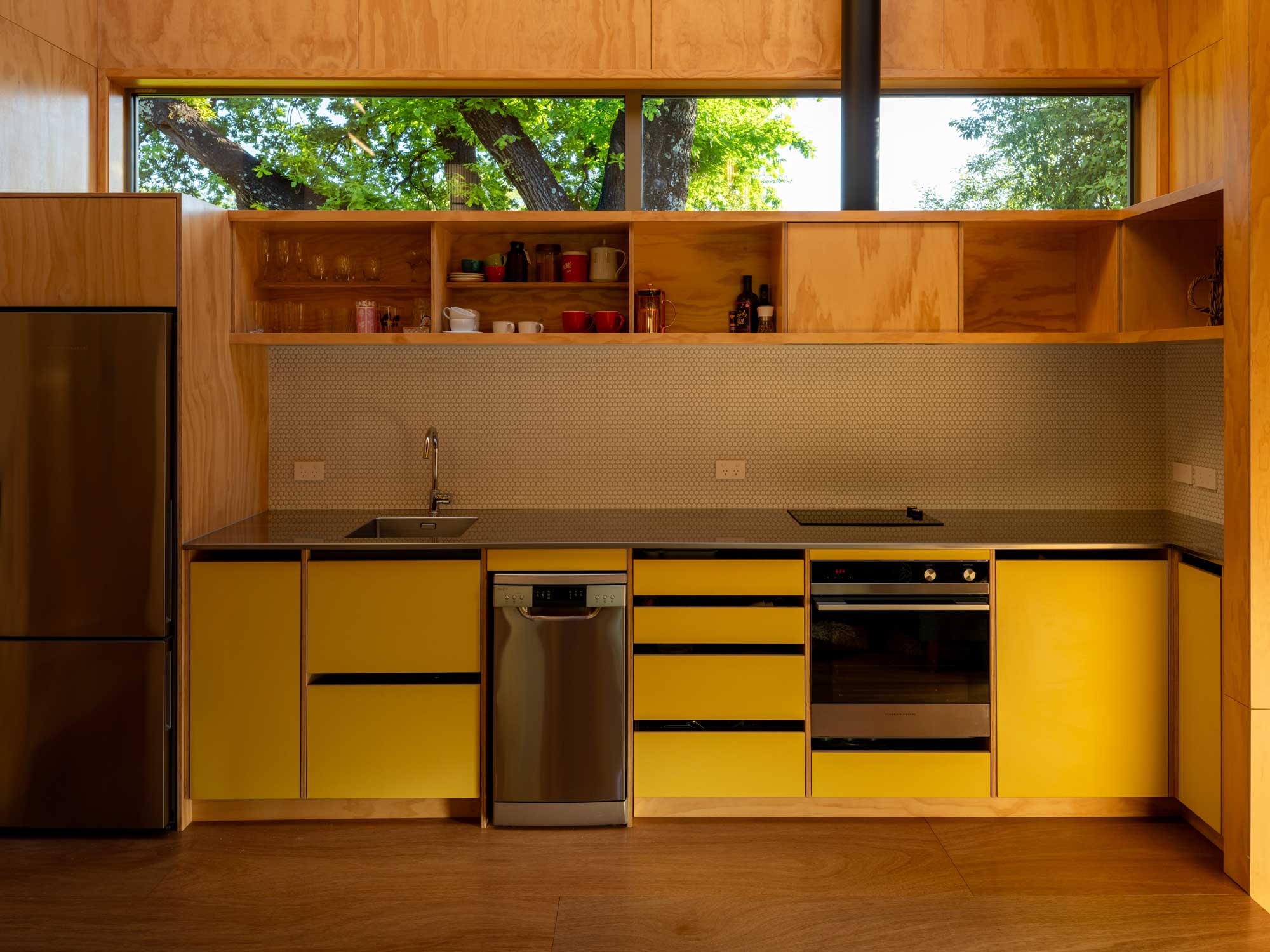 Rafe Maclean Architects — Kaka Pod